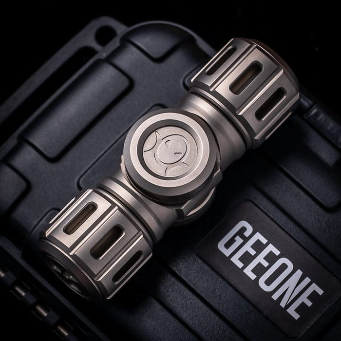 B.M, Warhammer Plus, fidget spinner